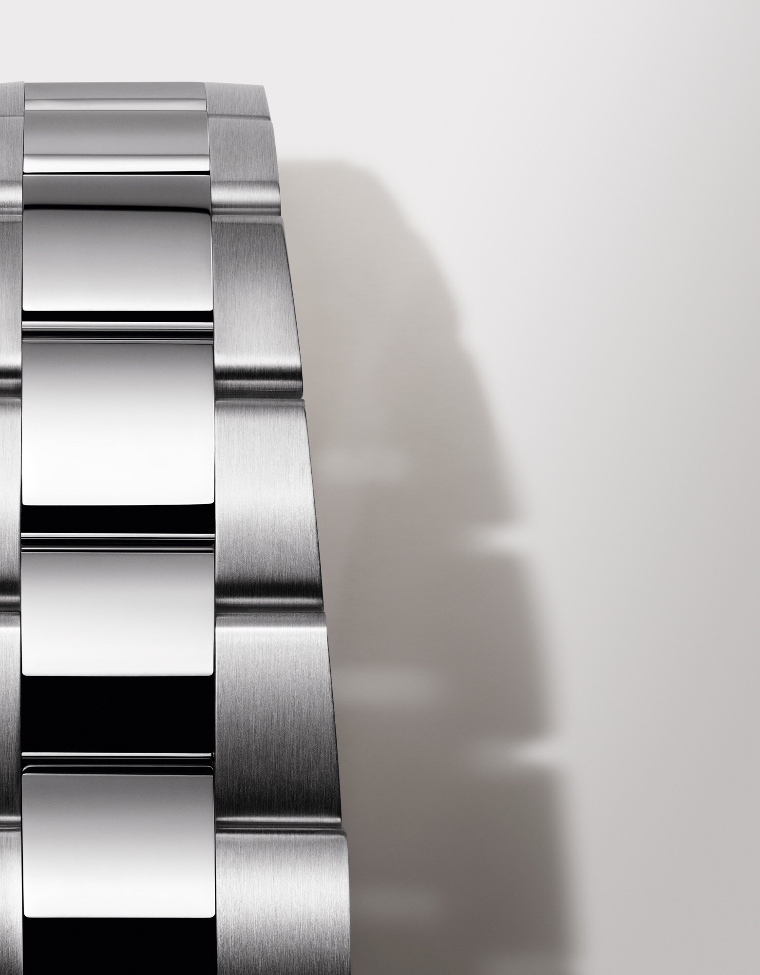 Datejust - Elegant innovation | Rolex®