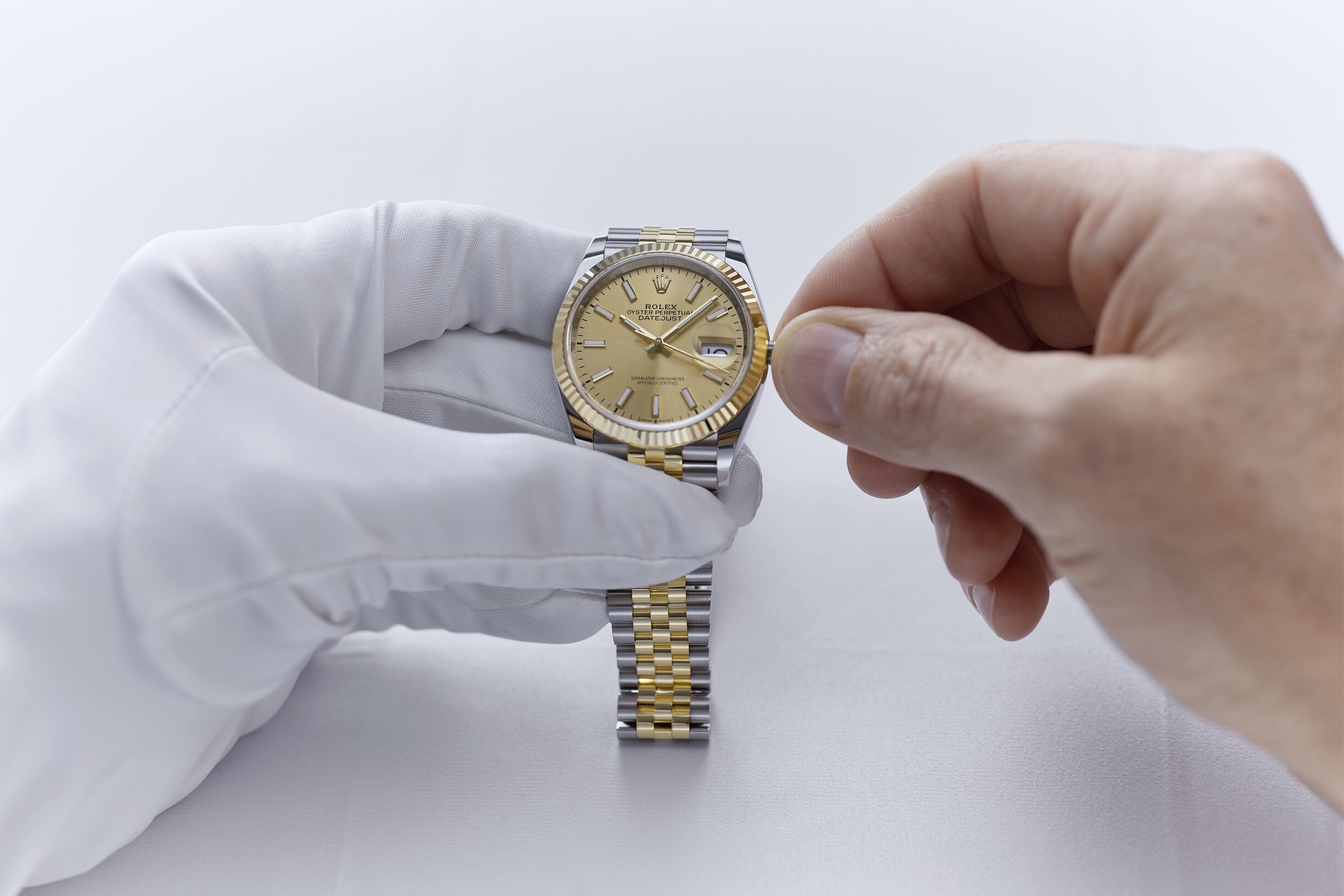 Servicing your Rolex - Our servicing procedure | Rolex®
